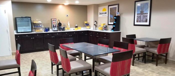 Days Inn Brooklyn Marine Park New York for 3, 6 or 24 hours - BYHOURS